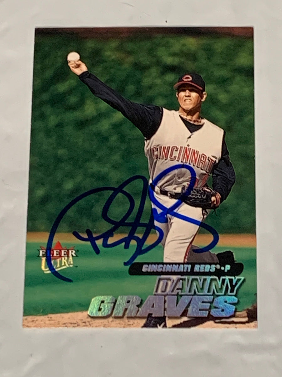 Danny Graves autographed card- 2001 Fleer Ultra – Five Tool Signings